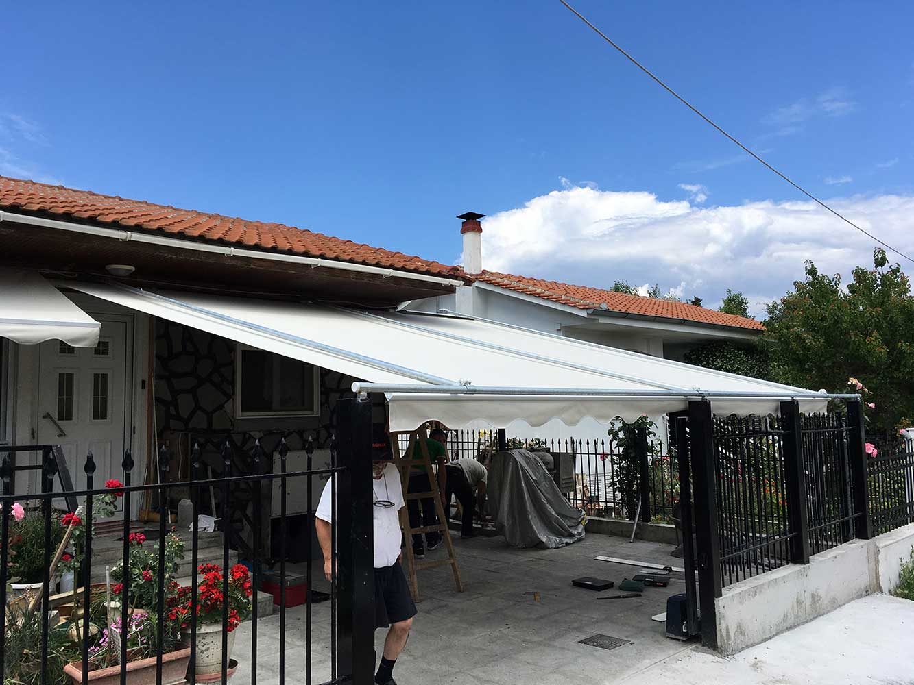 Χαριτίδης Τέντες με Αντιρίδες